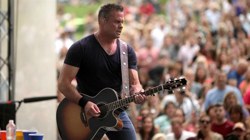 Montgomery Gentry Singer Troy Gentry Dies In Helicopter Crash At Age 50 ...