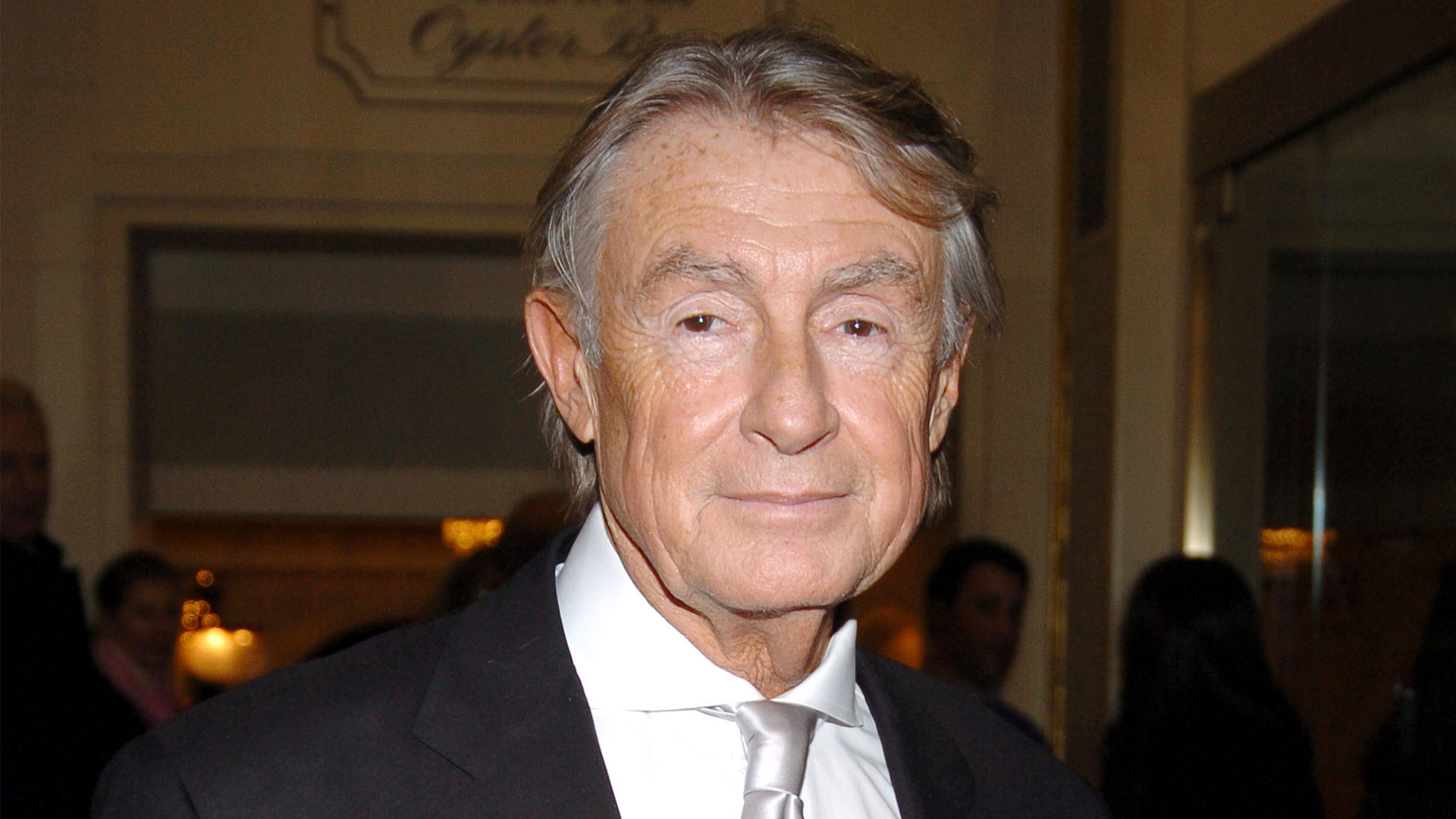 Joel Schumacher, 'Batman Forever' & 'Lost Boys' Director, Dies At 80 ...