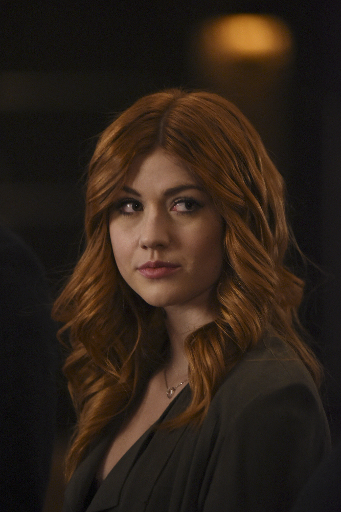 'Shadowhunters': Scenes From The Midseason Finale | Access